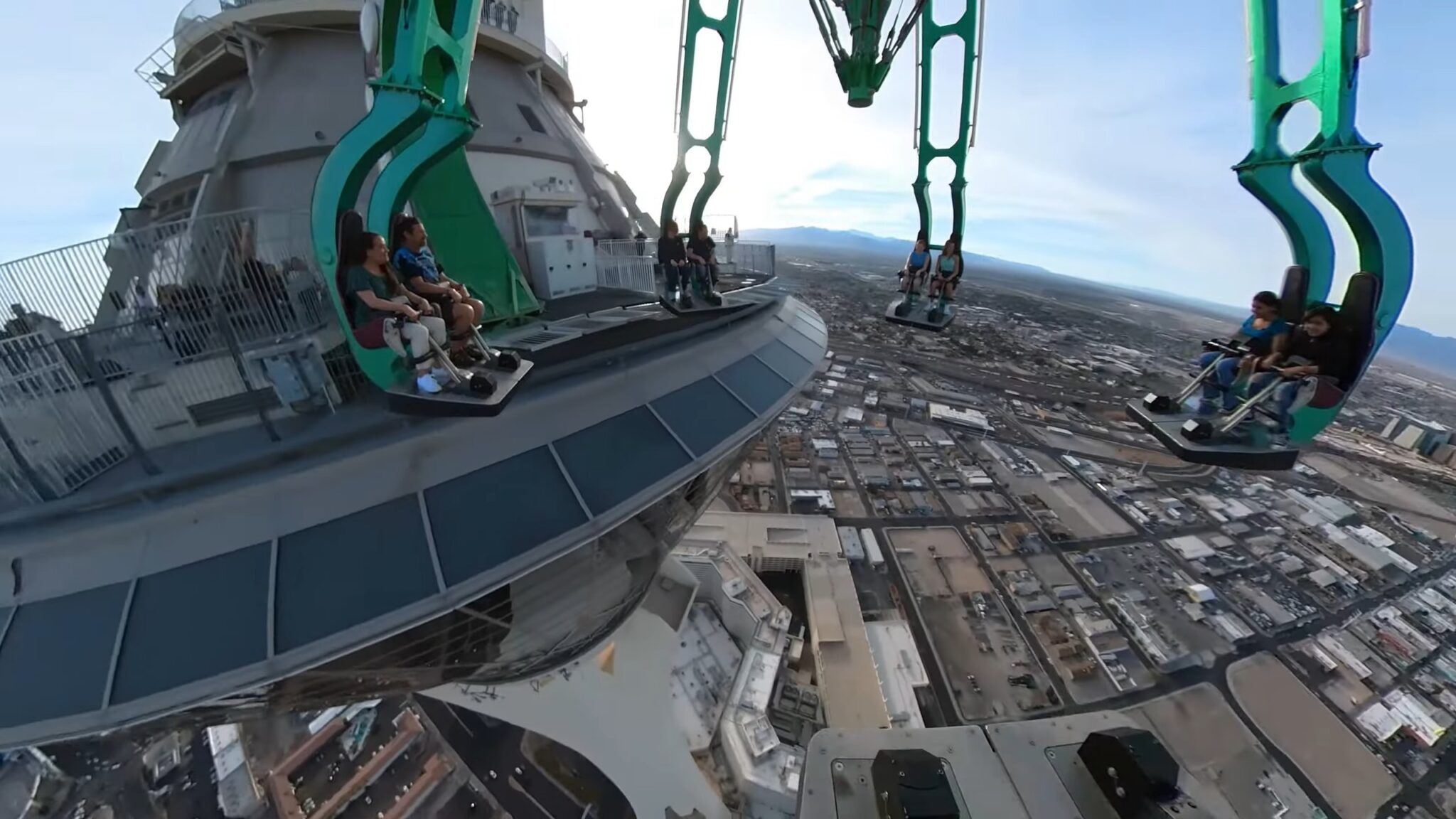 Space Needle vs. Stratosphere: Which Tower is Bigger?